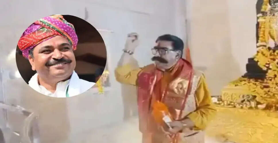 दुबारा मंदिर पहुंचकर Tikaram Juli ने Gyandev Ahuja पर बोला बड़ा हमला ...