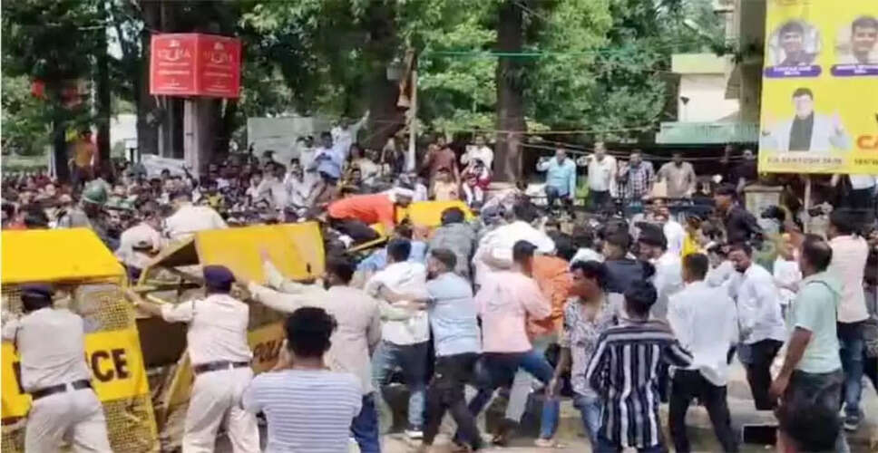 राजस्थान में यहाँ प्रदर्शनकारियों ने की तोड़फोड़, जानें क्या है पूरा मामला