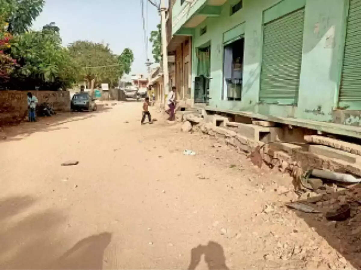 Jalore प्रशासन सोता रहा, भ्रष्टाचार की नाली फूटती रही